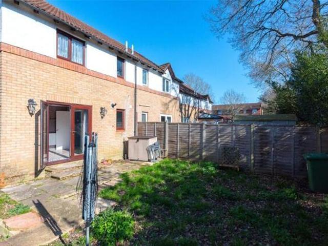 1 Bedroom House Tadley Hampshire 99952246