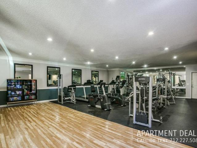 1 bedroom, Houston TX 77056 77322812