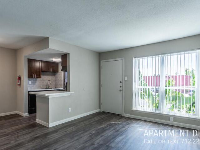 1 bedroom, Houston TX 77012 LS77327775