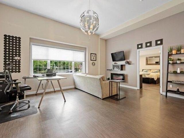 1 bedroom, Holden MA 01520 104480349
