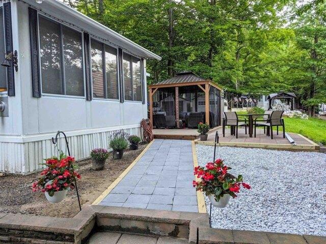 1 bedroom, Holderness NH 03245 LS102593650