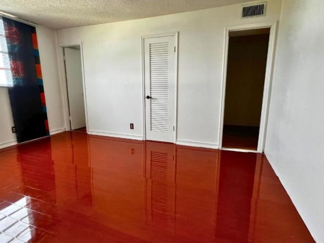 1 bedroom, Hollywood FL 33020 86198373