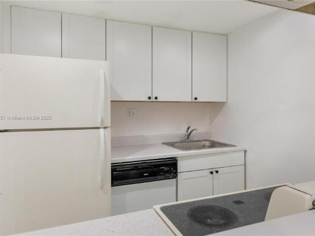 1 bedroom, Hollywood FL 33023 86584229