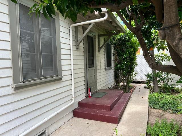 1 Bedroom Home for Rent at 411 E Anapamu St, Santa Barbara, CA 93101 Laguna