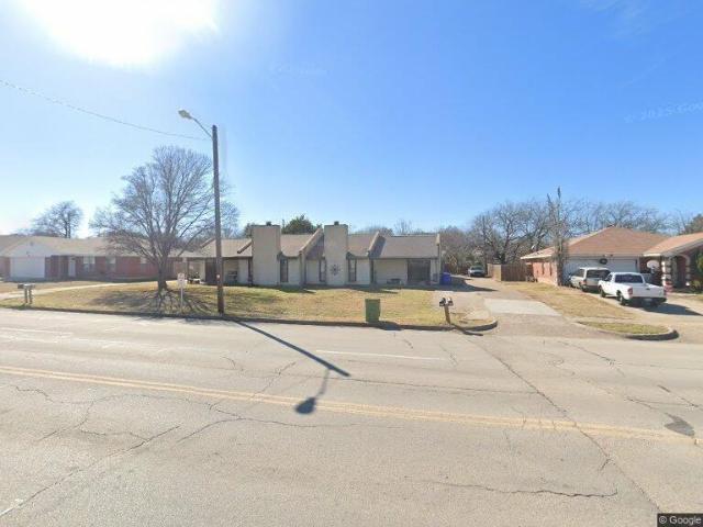 1 Bedroom Home for Rent at 418 S Las Vegas Trl, Fort Worth, TX 76108