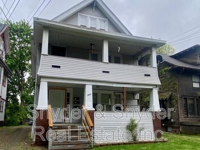 1 Bedroom Home for Rent at 438 Crestwood Ave #3, Akron, OH 44302 Highland Square