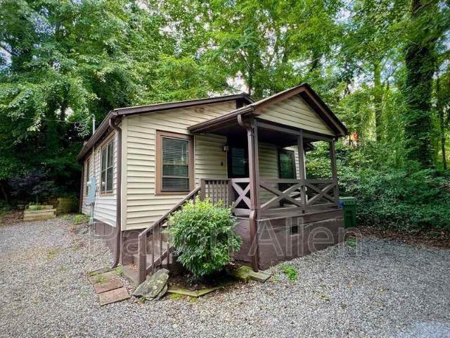 1 Bedroom Home for Rent at 4 Arbutus Rd, Asheville, NC 28805