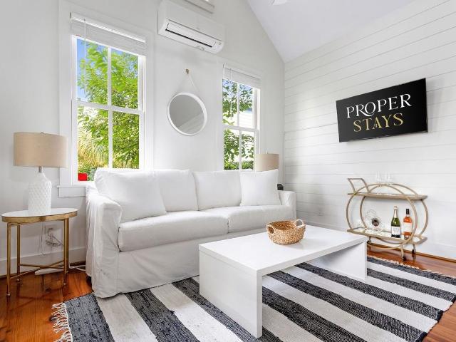 1 Bedroom Home for Rent at 4 Ashe St #D, Charleston, SC 29403 Cannonborough Elliottborough