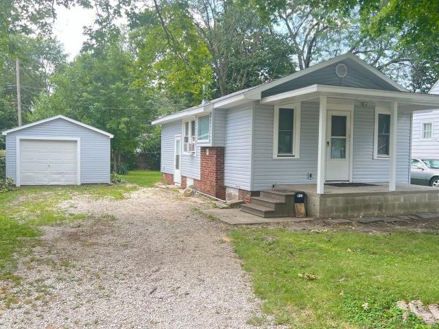 1 Bedroom Home for Rent at 511 N Garfield Ave, Champaign, IL 61821