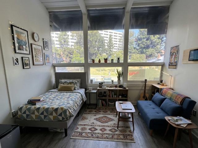 1 Bedroom Home for Rent at 547 Gayley Ave #4, Los Angeles, CA 90024 Westwood