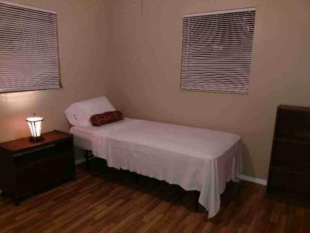1 Bedroom Home for Rent at 6434 Mockingbird Ln S, Clearwater, FL 33760