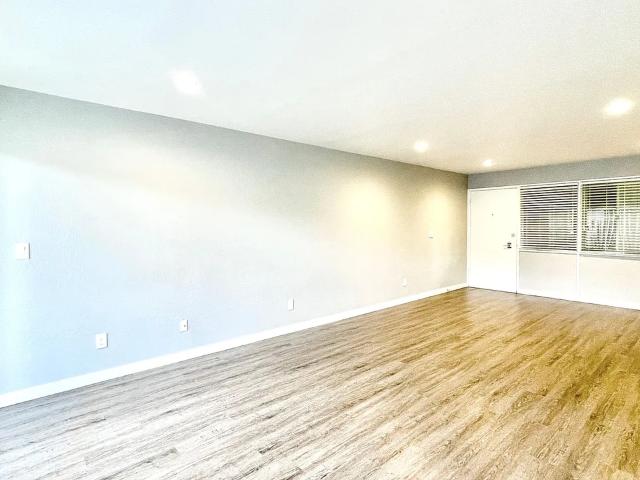 1 Bedroom Home for Rent at 914 Mountain View Ave #U6MV, Mountain View, CA 94040 Saint Francis Acres