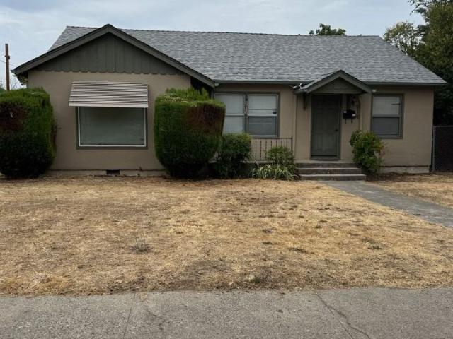 1 Bedroom Home for Rent at 914 W 4th St, Medford, OR 97501
