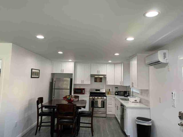 1 Bedroom Home for Rent at 9227 S 5th Ave, Inglewood, CA 90305 Morningside Park