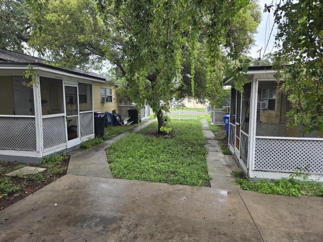1 Bedroom Home for Rent at 1147 40th St S #1, St. Petersburg, FL 33711 Childs Park