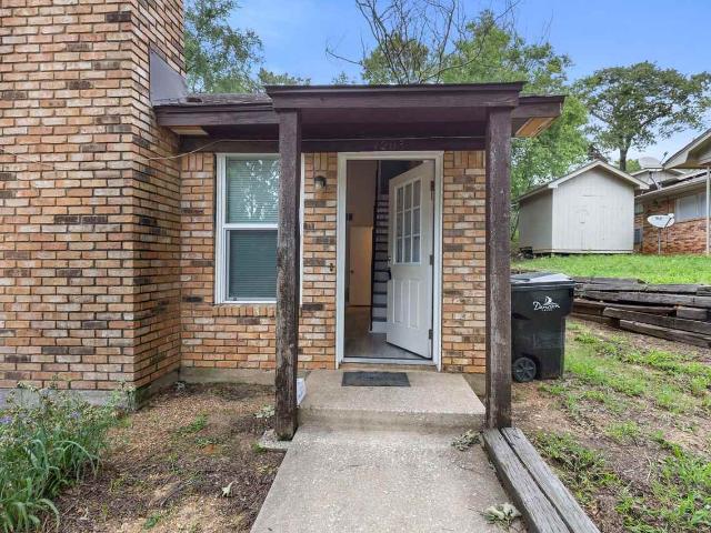 1 Bedroom Home for Rent at 1205 W Texas St, Denison, TX 75020