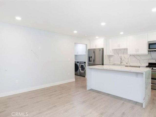 1 Bedroom Home for Rent at 12558 1/2 Vanowen St, Los Angeles, CA 91605 Greater Valley Glen