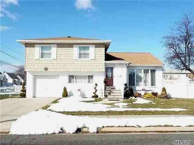 1 Bedroom Home for Rent at 128 Cedar St, Freeport, NY 11520 Freeport