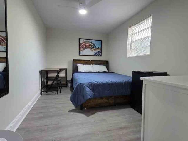 1 Bedroom Home for Rent at 1343 Poppy Ave, Orlando, FL 32811 Carver Shores