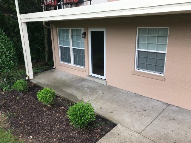1 Bedroom Home for Rent at 1964 Goldsmith Ln # C7, Louisville, KY 40218 Bashford Manor