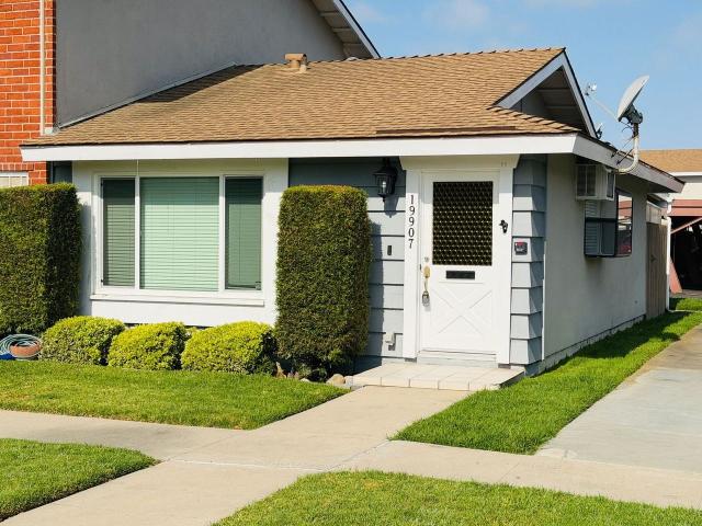 1 Bedroom Home for Rent at 19907 Piccadilly Ln, Huntington Beach, CA 92646 Adams