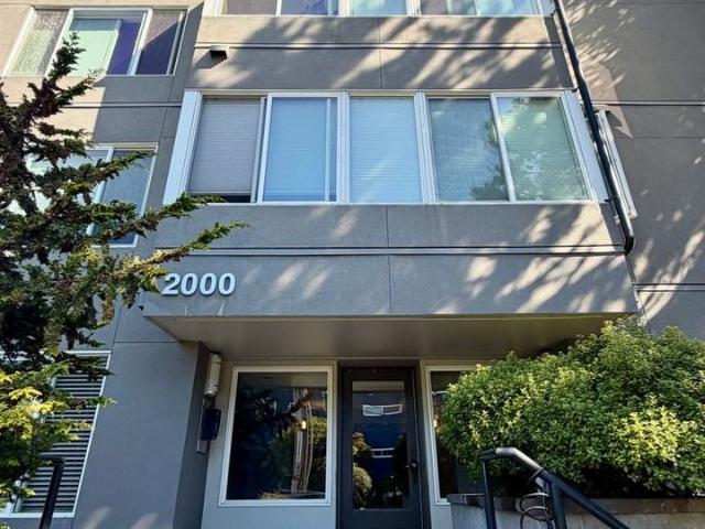 1 Bedroom Home for Rent at 2000 W Barrett St #204, Seattle, WA 98199 Southeast Magnolia