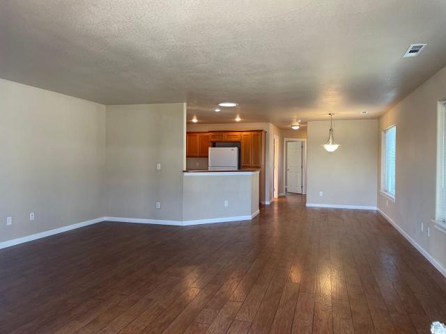 1 Bedroom Home for Rent at 303 S Haskell St, Central Point, OR 97502