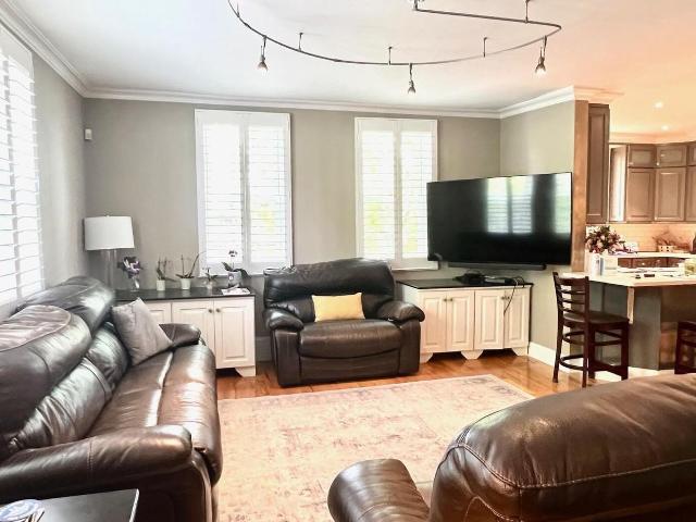 1 Bedroom Home for Rent at 318 Jericho Tpke #1R, Floral Park, NY 11001 Floral Park