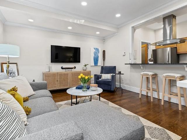 1 Bedroom Home for Rent at 37 E Springfield St, Boston, MA 02118 South End