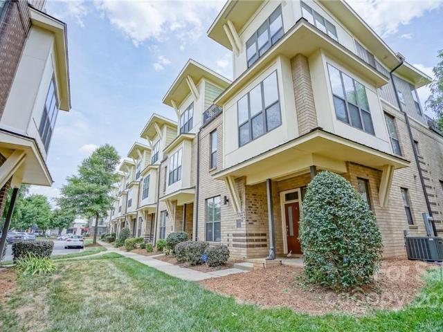 1 Bedroom Home for Rent at 3427 Steel Yard Ct, Charlotte, NC 28205 NoDa