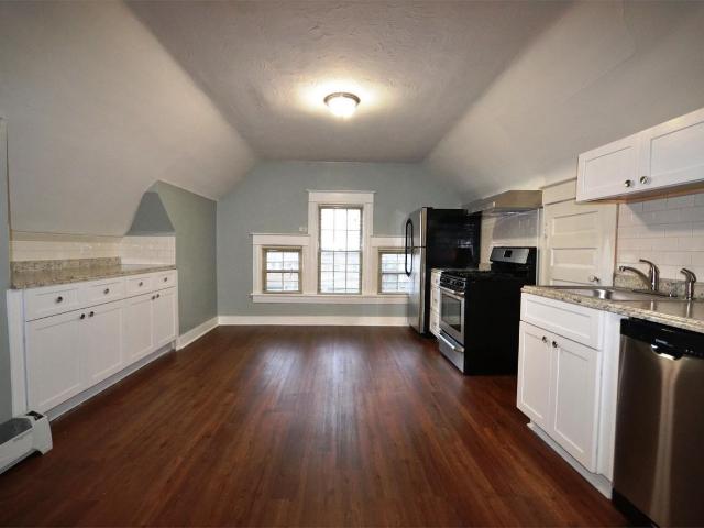 1 Bedroom Home for Rent at 3714 Walnut St #3, Kansas City, MO 64111 Hanover Place