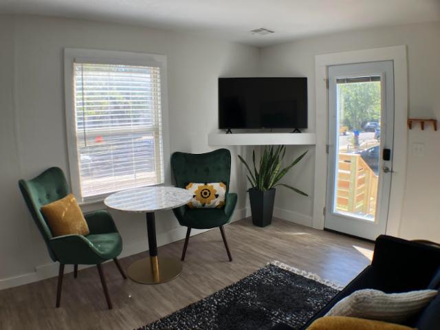 1 Bedroom Home for Rent at 3901 N Flynn Ave #B, Oklahoma City, OK 73112 May Penn