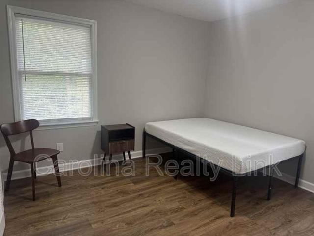1 Bedroom Home for Rent at Leaves Ln #4, Charlotte, NC 28213 Newell South