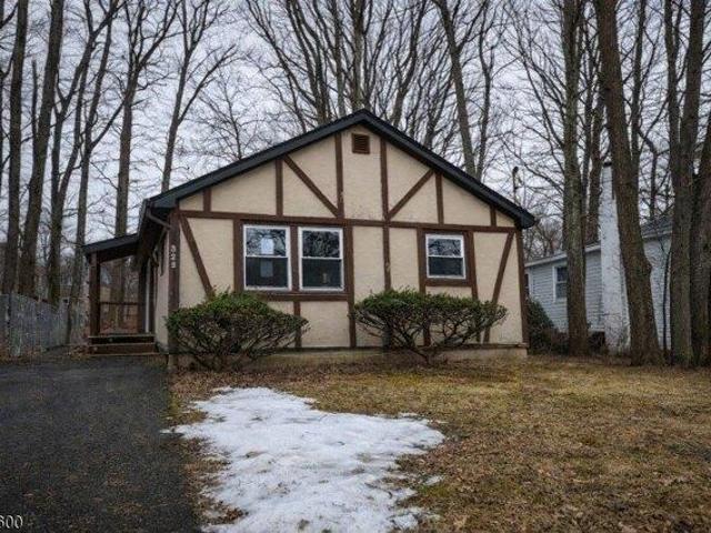 1 bedroom, Hopatcong NJ 07843 104651255
