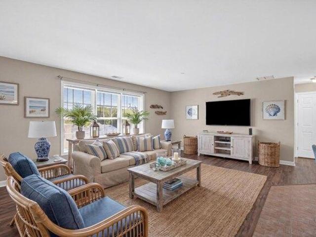 1 bedroom, Hampton NH 03842 103888709