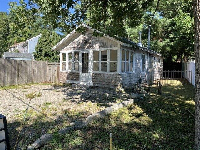 1 bedroom, Hanson MA 02341 105159777