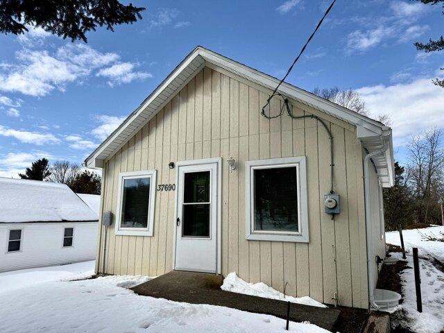 1 bedroom, Hulbert MI 49748 LS90814312