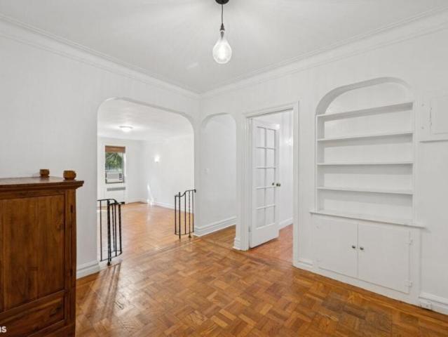 1 bedroom, Inwood NY LS102245629