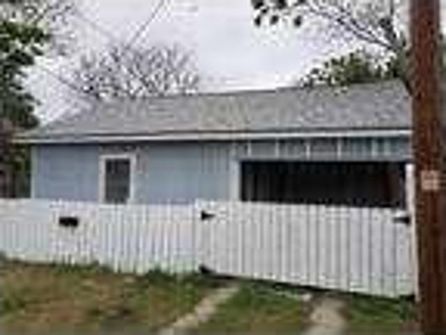 1 bedroom in Corpus Christi TX 78401
