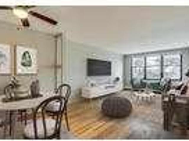 1 bedroom in Chicago IL 60645