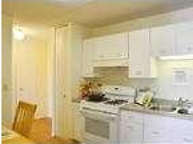 1 bedroom in Chicago IL 60656