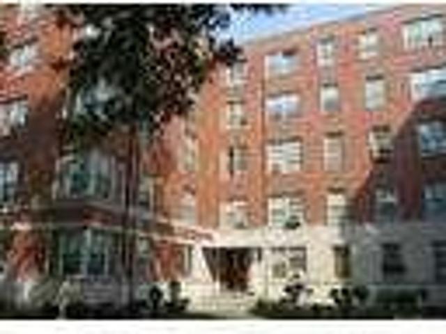 1 bedroom in Chicago Illinois 60625