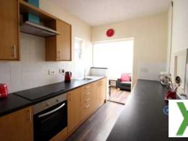 1 bedroom in Cleveland Drive, Westcliff On Sea, SS0 #2438913