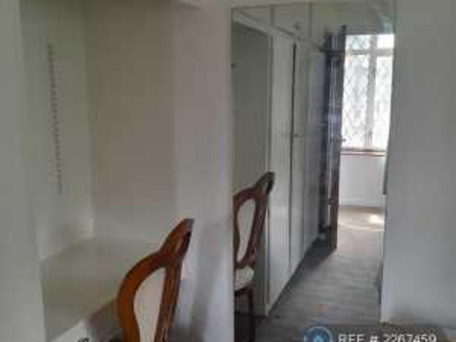 1 bedroom in Cuckoo Hill Drive, Pinner, HA5 #2267459