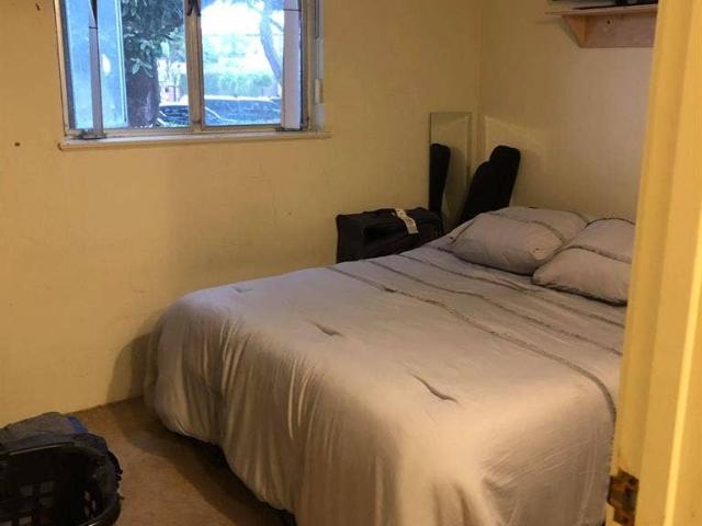 1 Bedroom in a 2 bedroom / 1 bath