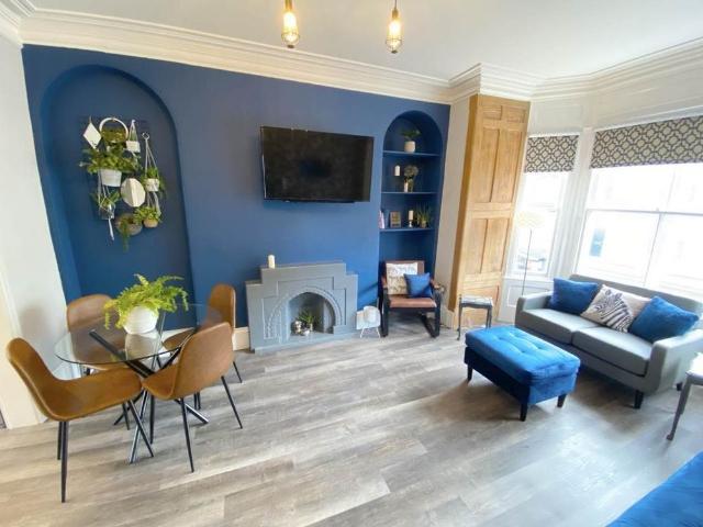 1 bedroom in a flat share to rent