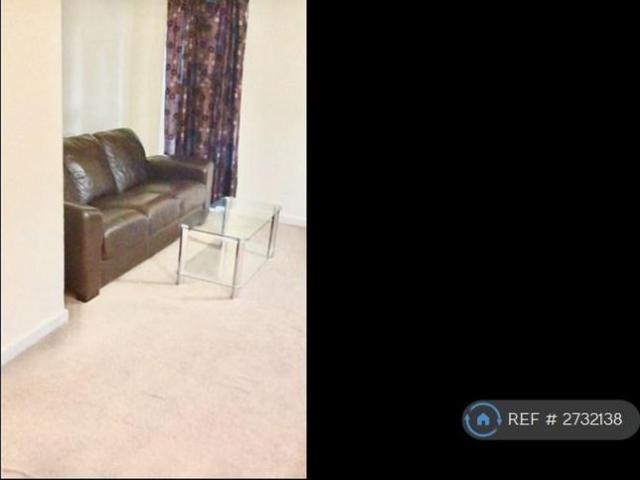1 bedroom in a flat share to rent