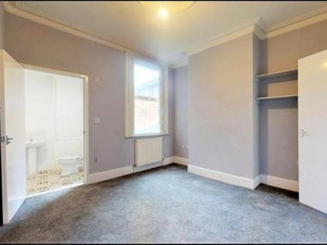 1 bedroom in a flat share to rent