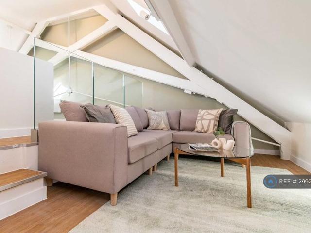 1 bedroom in a flat share to rent