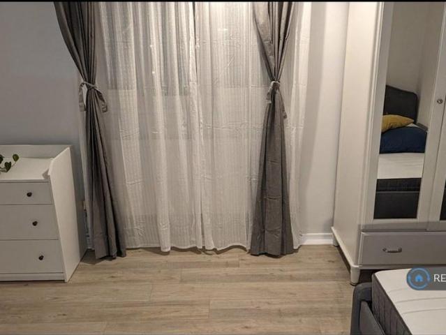 1 bedroom in a flat share to rent